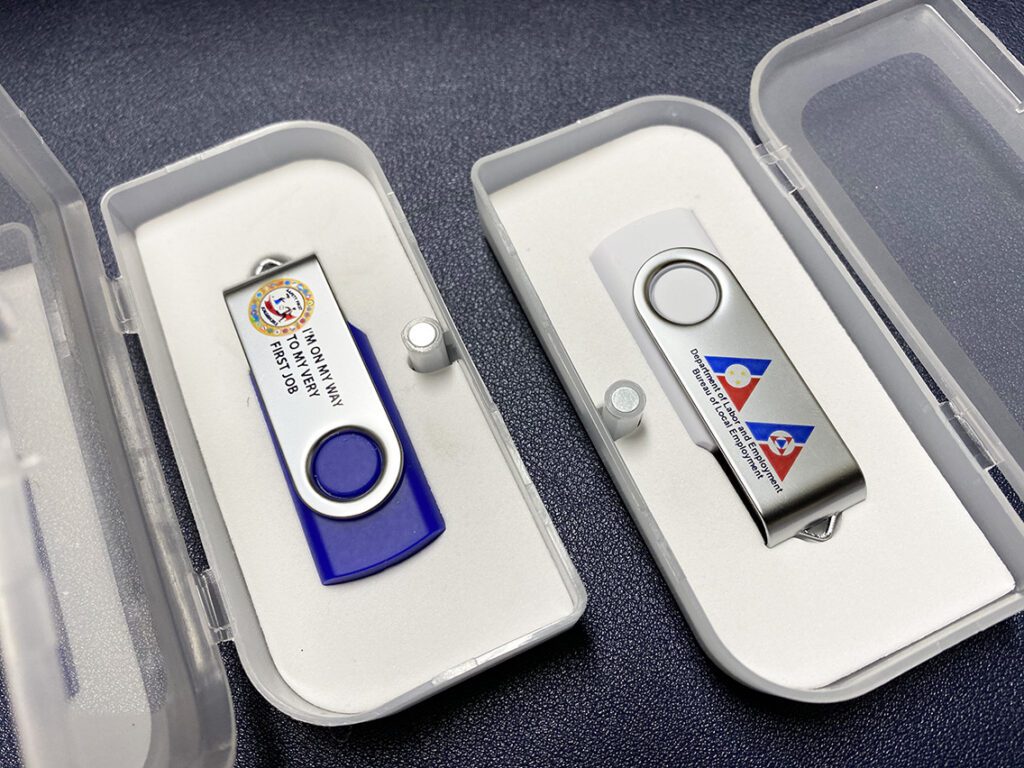 Custom USB Flash Drives - Corporate Giveaways